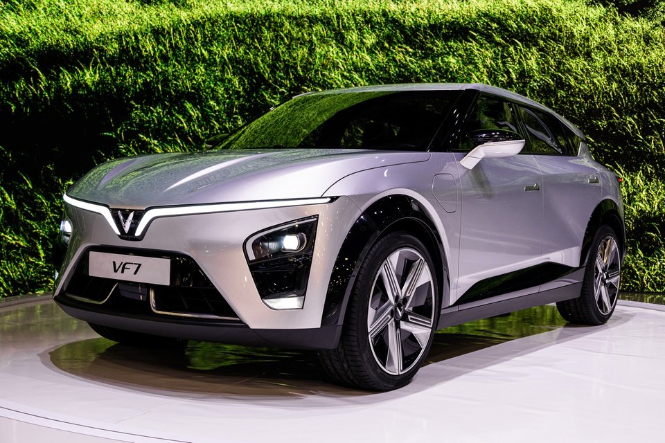 VinFast - Owner's Manual/ VinFast - Hướng dẫn sử dụng xe